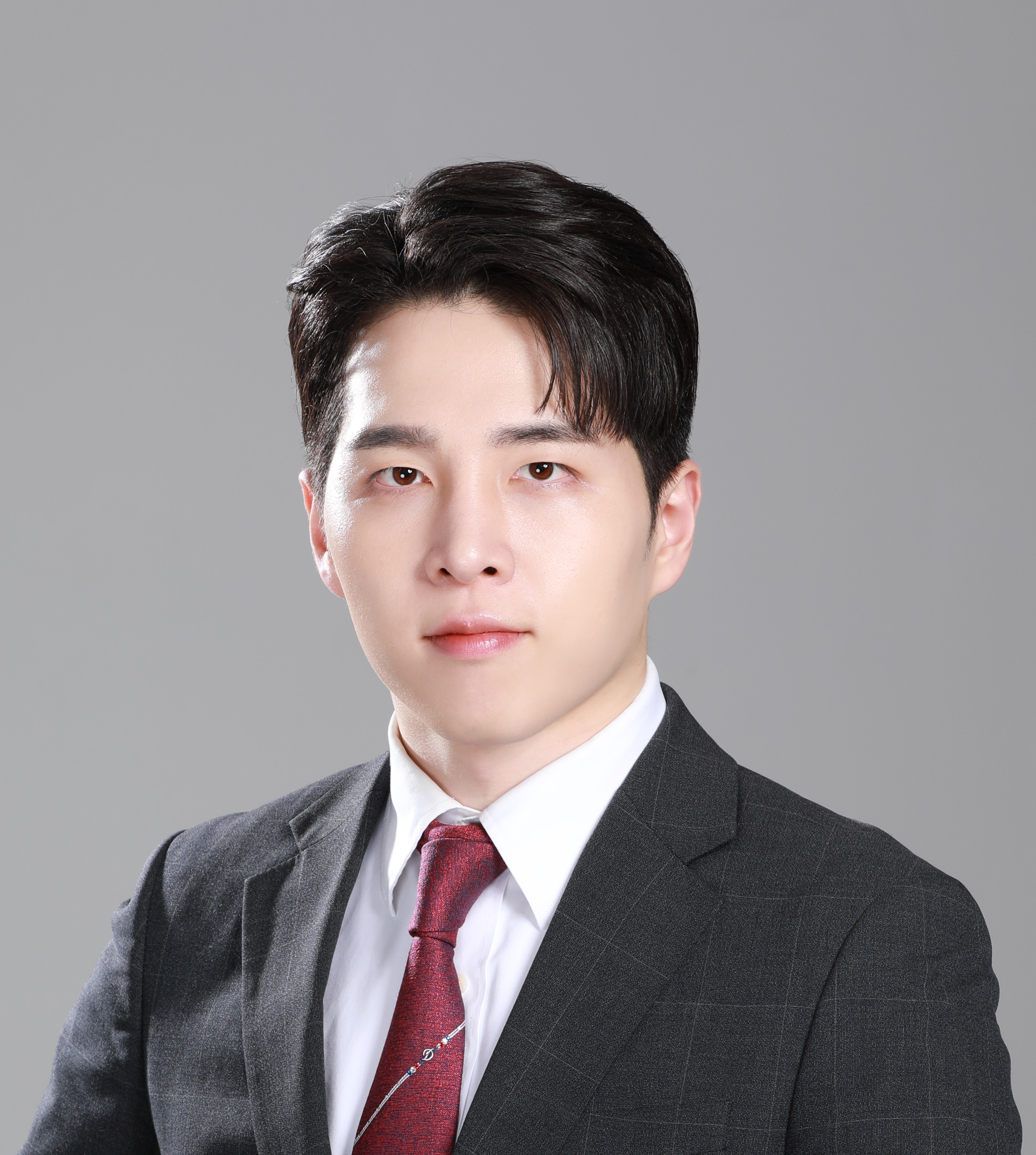 "세금 폭탄 피하려면 법무부터" 기업 승계·절세 설계하는 '심준섭 변호사'
